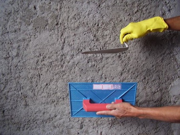 Como chapiscar uma parede: 4 dicas essenciais e passo a passo
